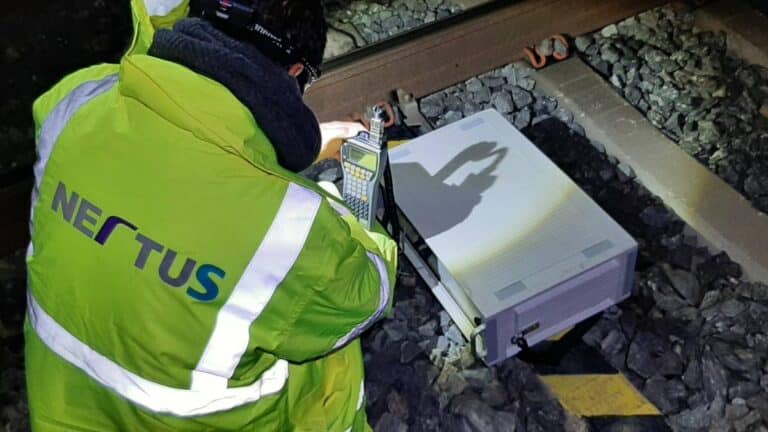 Sueldos desde 18.000 euros al año: Nertus oferta nuevas plazas de ...